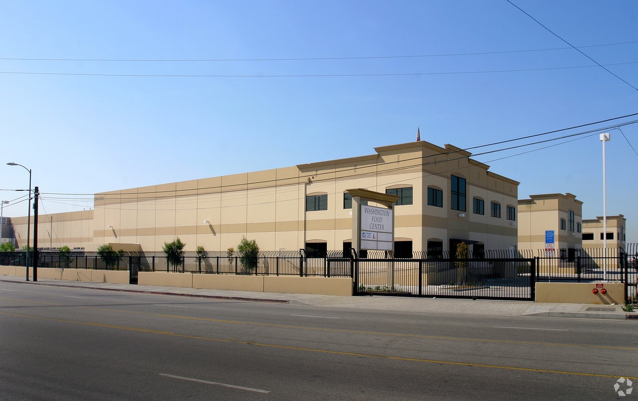 07 Washington Food Center | Birtcher Anderson & Davis